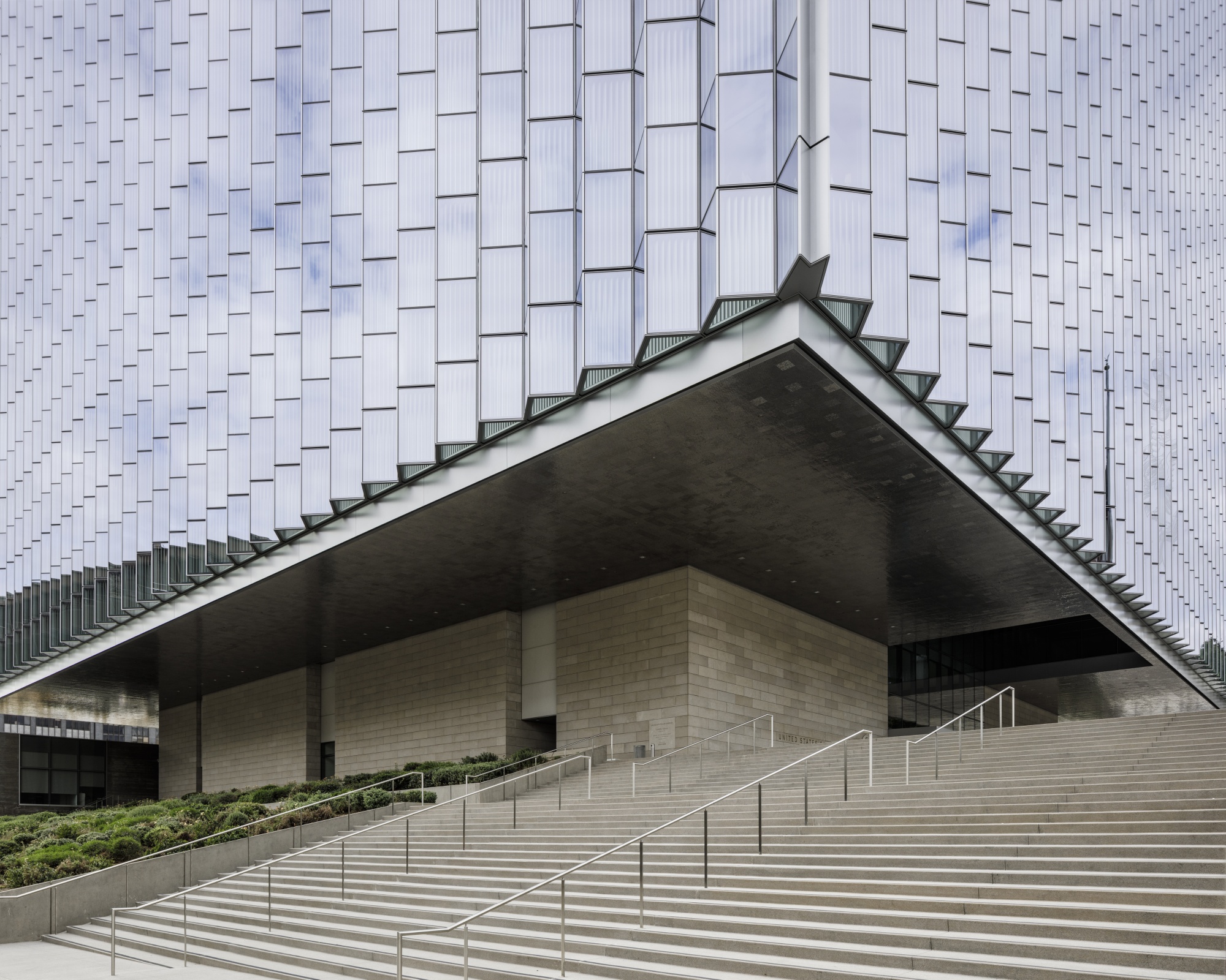 How Distribution Center Architects Are Revolutionizing Warehouse ...